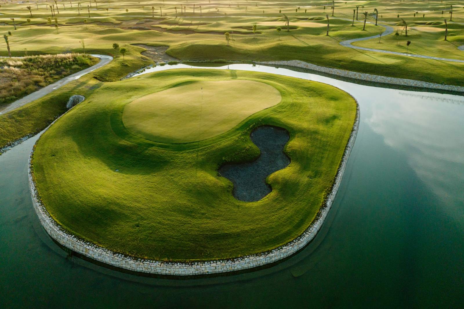 Golf Business News - GBN Interviews Campbell Elliott, General Manager ...