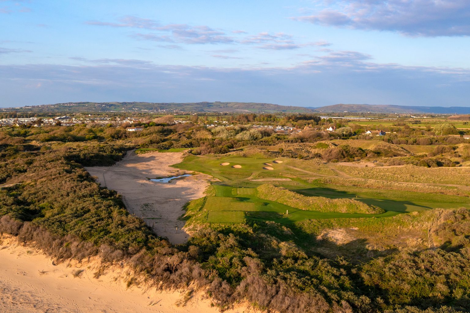 Golf Business News - Burnham & Berrow wins Championship Greenkeeping ...